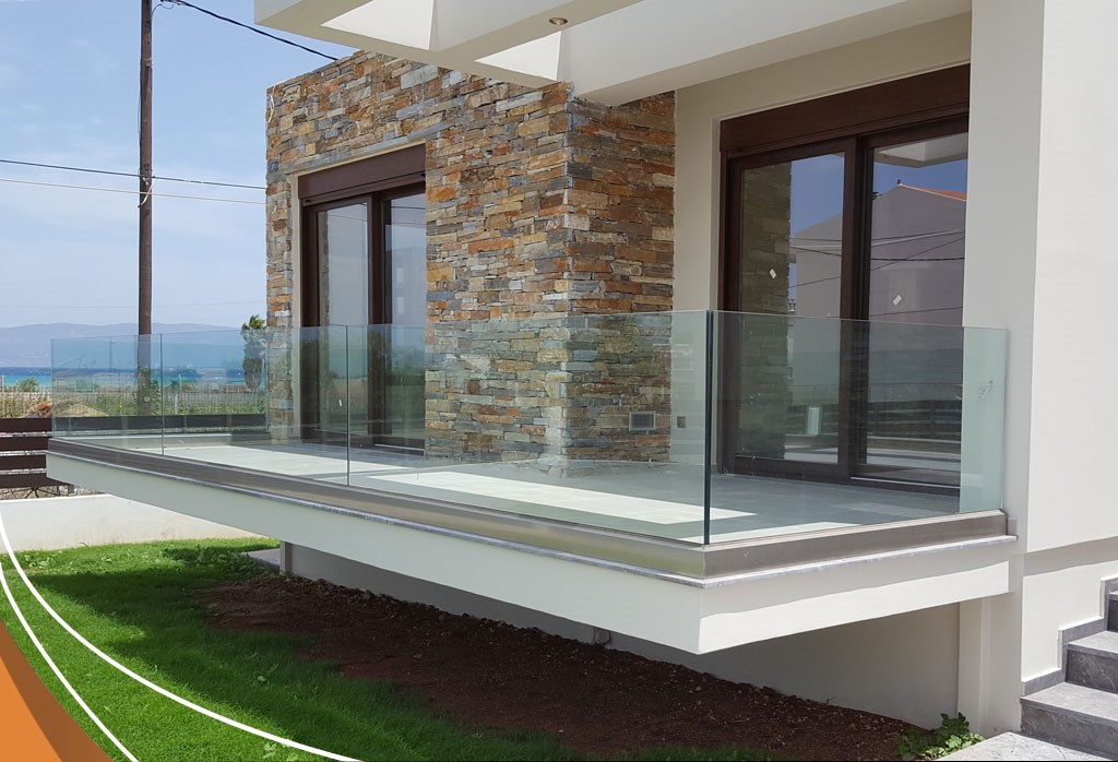 ΓΥΑΛΙΝΑ ΚΑΓΚΕΛΑ – ΤΖΑΜΙΑ ΣΟΥΕΡΕΦ DESIGN